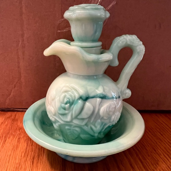 Avon | Accents | Vintage Avon Turquoise Swirl Jadeite Pitcher And Bowl ...